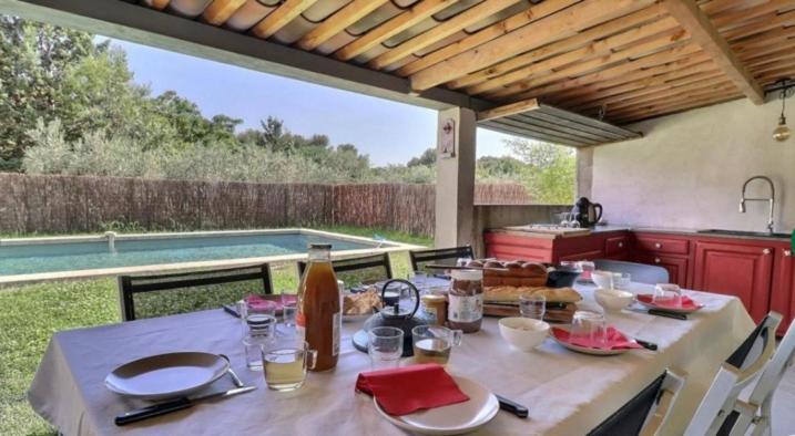 Ar De Vie Villa Chaleureuse En Provence - Velaux