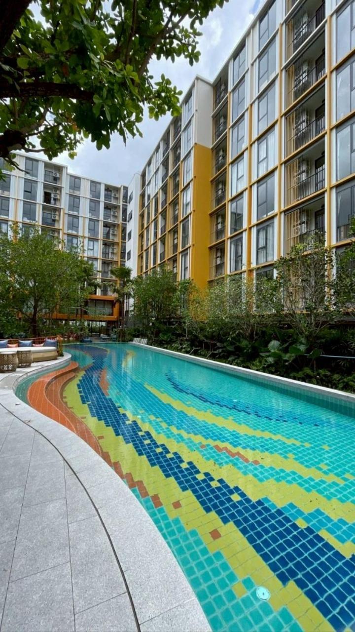 Rock Condo "1 Bed & 1 Study" At Base Rise "Minimum 29 Days" - Phuket