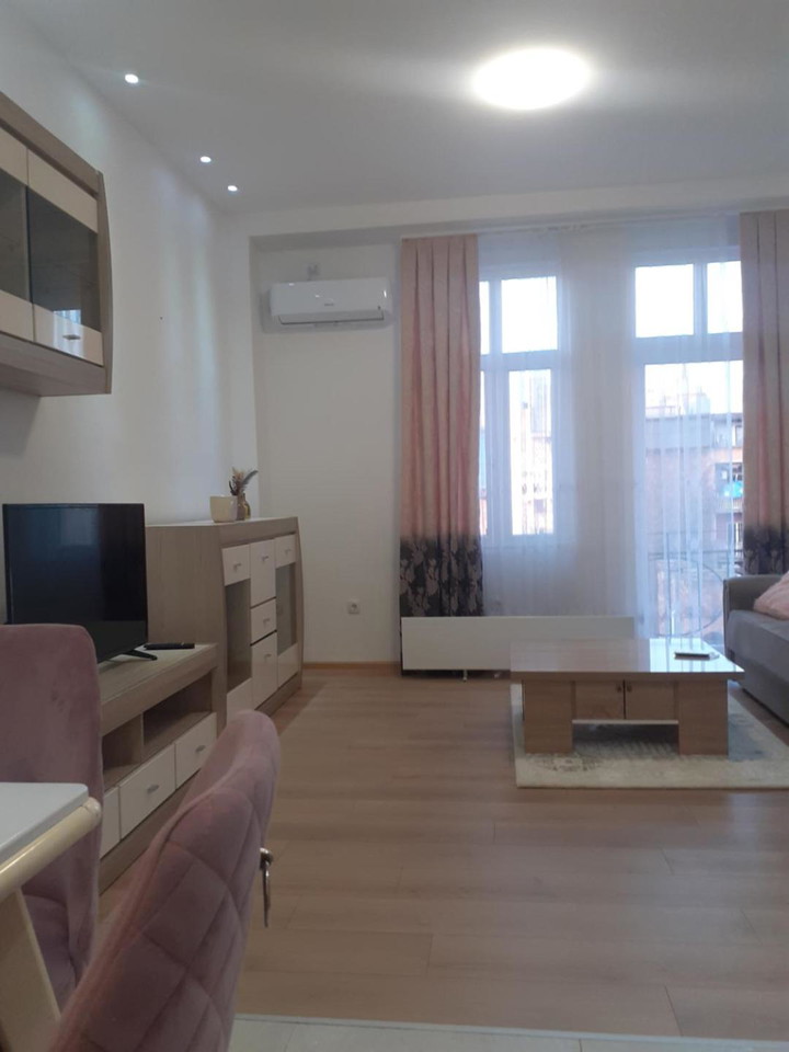 Beograd /Slavija - Fontana 70 M2 - ベオグラード