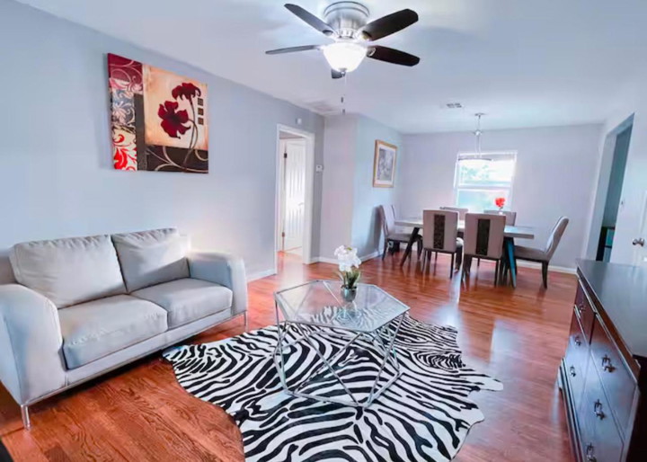 Pet Friendly 3 Bedroom House - Oklahoma City