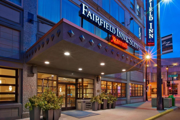Fairfield Inn & Suites By Marriott Milwaukee Downtown - Wauwatosa, WI