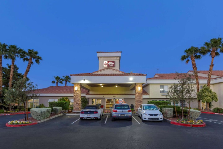 Best Western Plus Las Vegas West - Las Vegas, NV