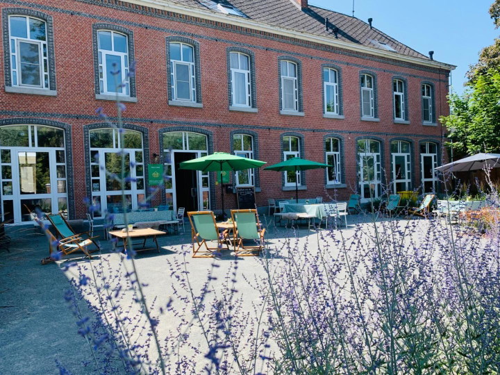 De Lotuspoort Met Mihr's B&b In De Abdij Van Bornem - Londerzeel