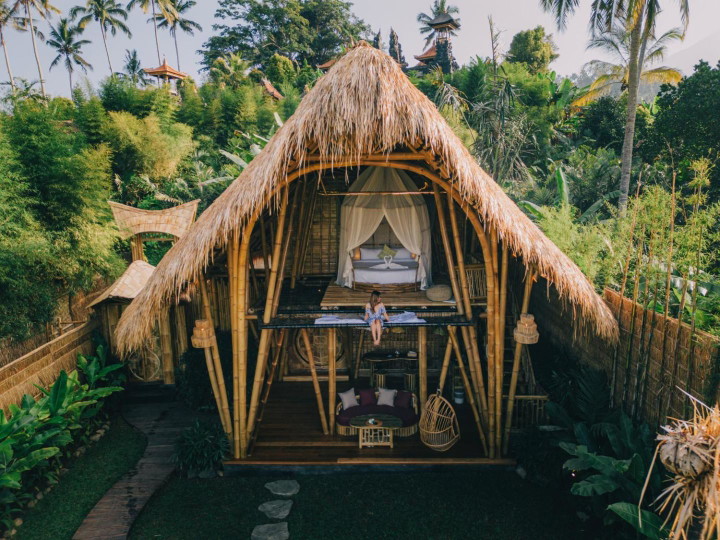 Balikayanas - Ellena House - Sidemen