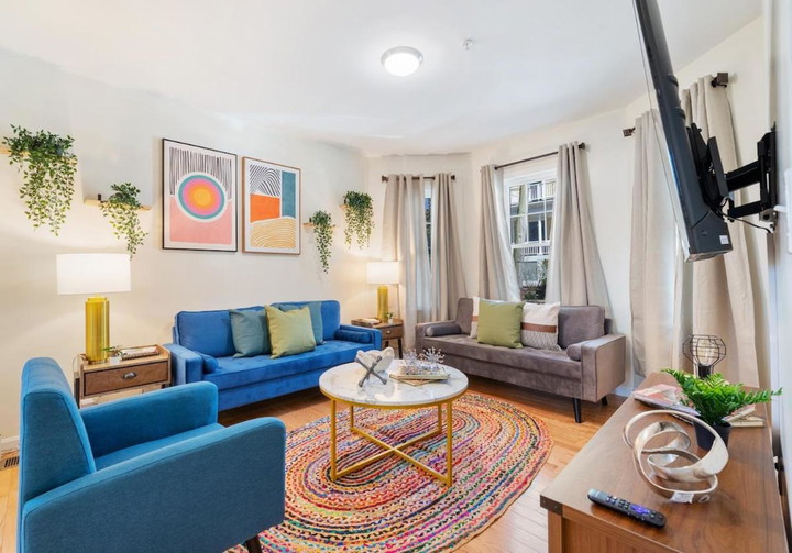 Beautiful 2br In Savin Hill Boston - Dedham, MA