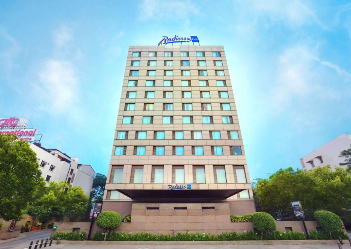 Radisson Blu Hotel Chennai City Centre - Chennai