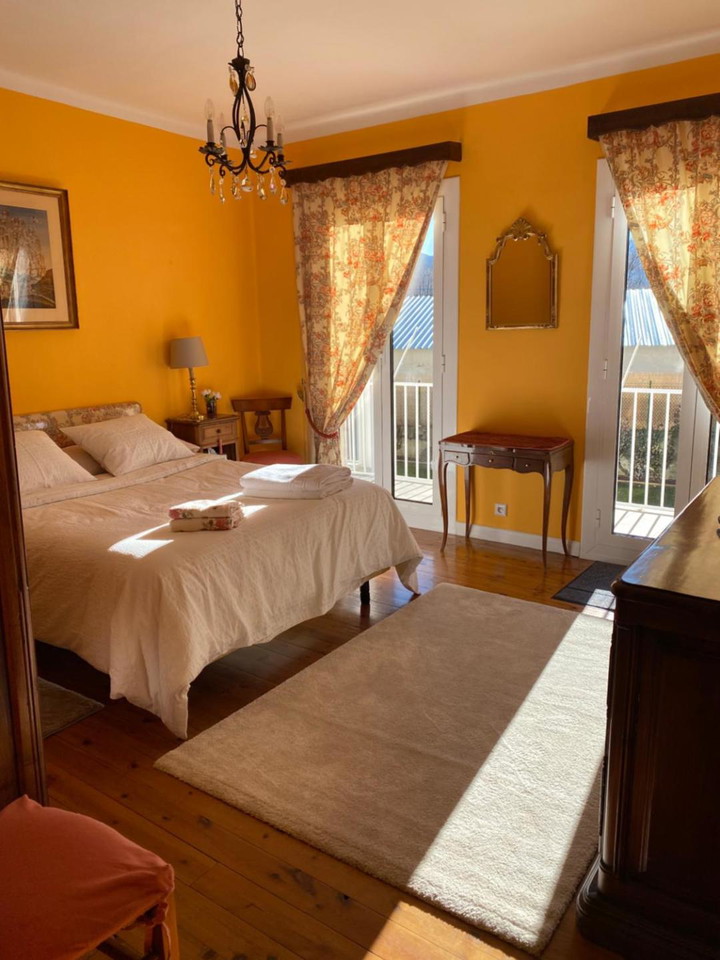 Chez Hélène 3 éToiles, Labellisé Disabled Pmr,pour 4 Personnes Chiens Bienvenus-pet Friendly - Puigcerdà