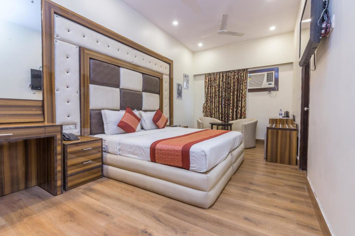 Rupam Hotel - All Rooms With Air Purifier - Delhi, India