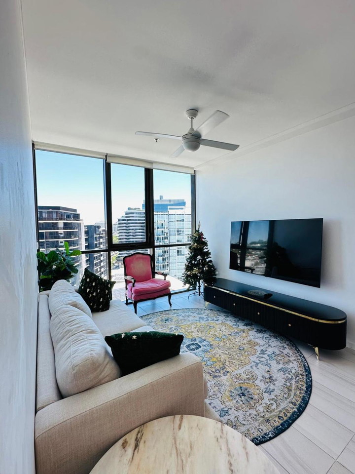 Newstead Apartment With Pool, Gym & Parking - Brisbane