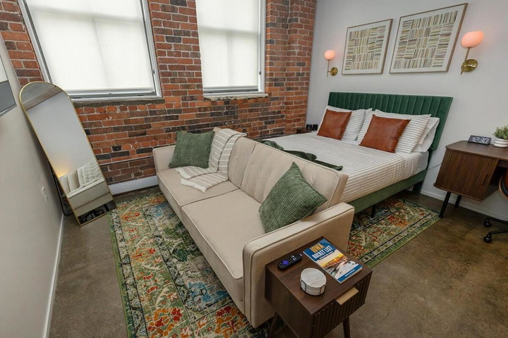 Luxury Studio In Downtown Dsm, Free Parking, Gym - Des Moines, IA