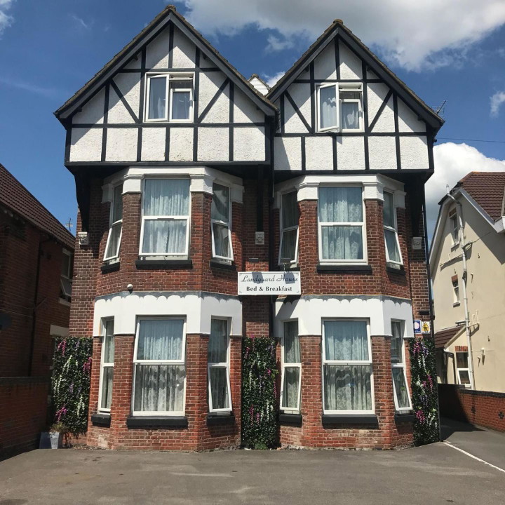 Landguard House Bed Only - Southampton