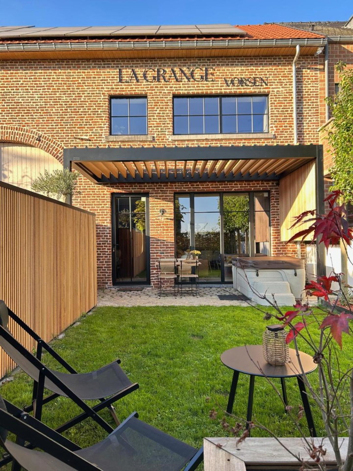 La Grange-vorsen Logement Privatif De 100m2 Avec Bain Balnéo, Cabine Infrarouge, Jacuzzi, Climatisation - Sint-Truiden