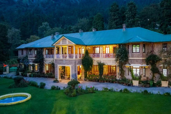 Balrampur House Heritage Hotel - Nainital