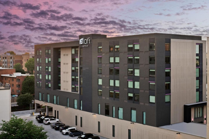 Aloft By Marriott Kansas City Country Club Plaza - Kansas City, MO