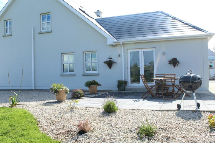 Bunlin Heights Self Catering Studio - Portsalon