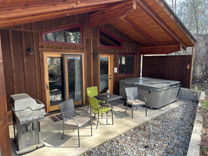 Chewuch Inn & Cabins - Winthrop, WA