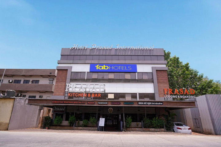 Fabhotel Prasad International - Mumbai
