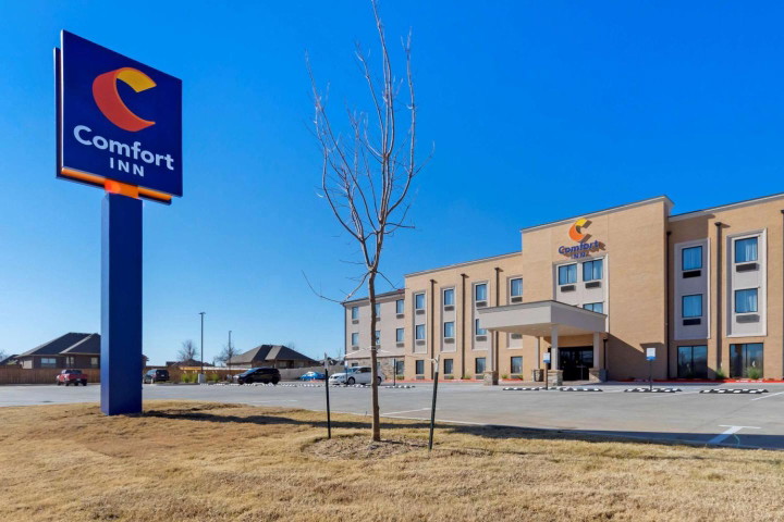 Comfort Inn & Suites Harrah - Oklahoma City