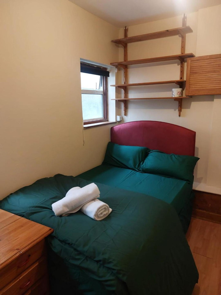 Cosy Greener Private Room - Brentford