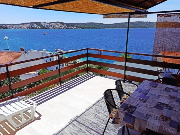 Apartment In Okrug Gornji With Sea View, Terrace, Air Conditioning, W-lan 5045-1 - Trogir