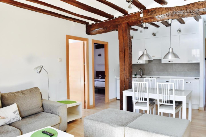 Apartamentos Turísticos Rincones Del Vino - Ezcaray