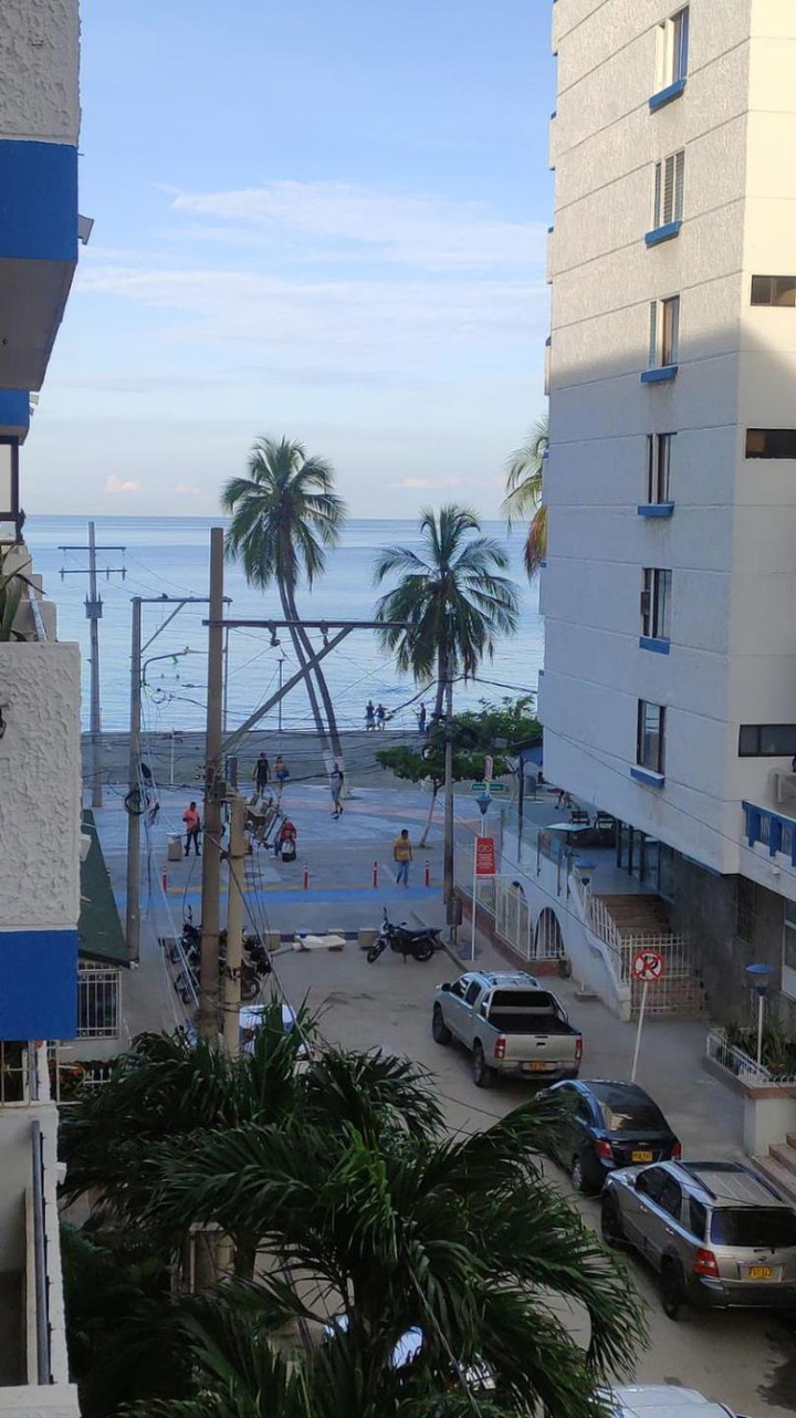 Apartamento Con Vista Al Mar En El Rodadero - Colombia