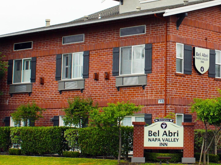 Bel Abri Napa Valley Inn - Napa, CA