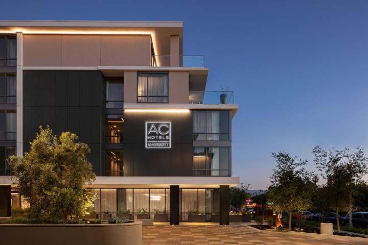 Ac Hotel By Marriott Palo Alto - Menlo Park, CA