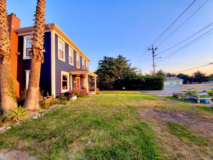 Captain's Inn At Moss Landing - Monterey Bay, CA