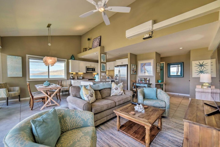 Ocean-view Kihei Condo W/ Pool Access! - Kihei, HI