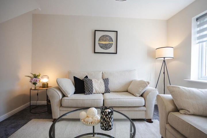 Stylish 3br Apartment Newport Near M4 Free Parking On Site - Newport