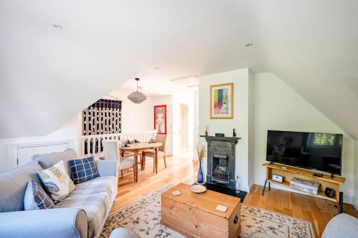 Comfortable Cottage With Decking In Castle Cary - Bruton