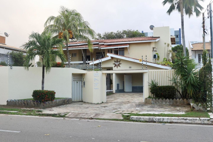 Beach House In The Heart Of Atalaia - Casa De Praia No Coração De Atalaia - Aracaju