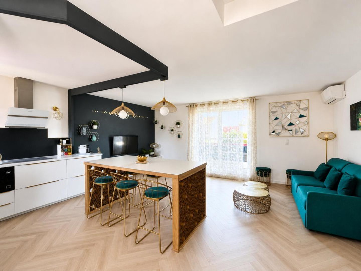 ÉVasion Chic - Duplex 70 M2 Climatisé Avec Terrasse Et Parking - Lattes