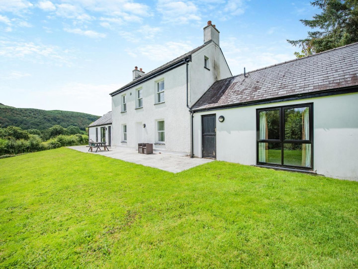 Dolgoed House - Llandeilo