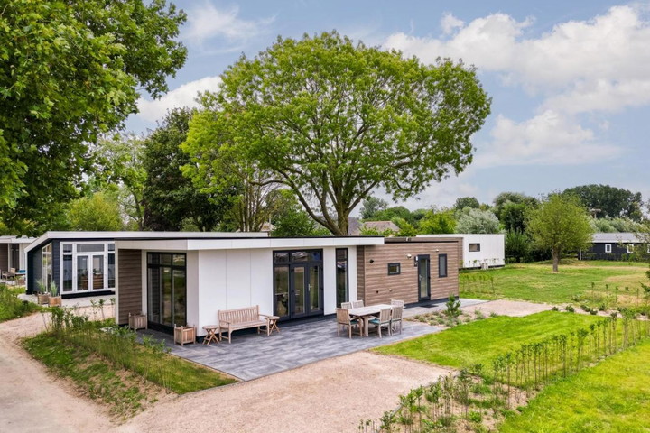 Cube Xl 77 I 6-persoons Chalet In Zennewijnen - Zaltbommel