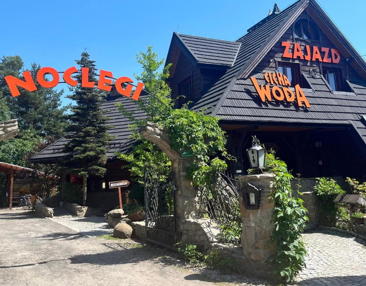 Zajazd Cicha Woda - Poland