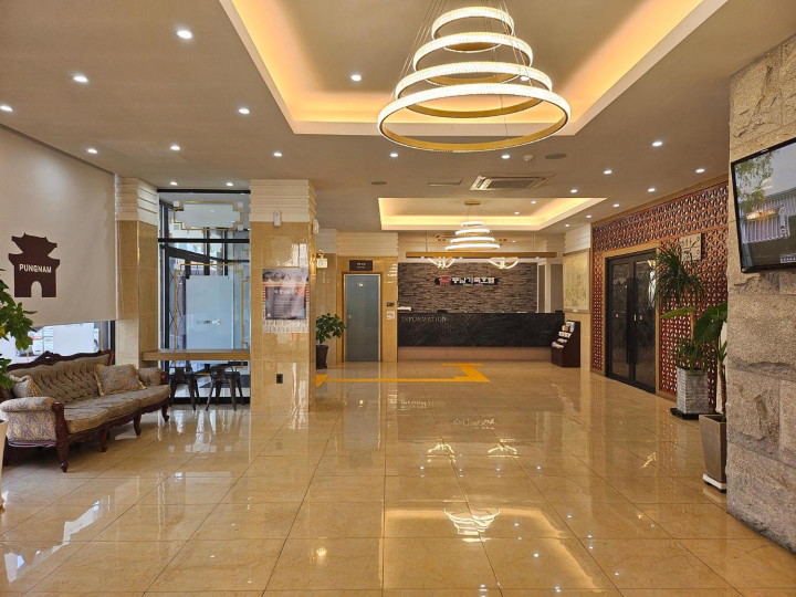 Pungnam Tourist Hotel - Jeonju-si