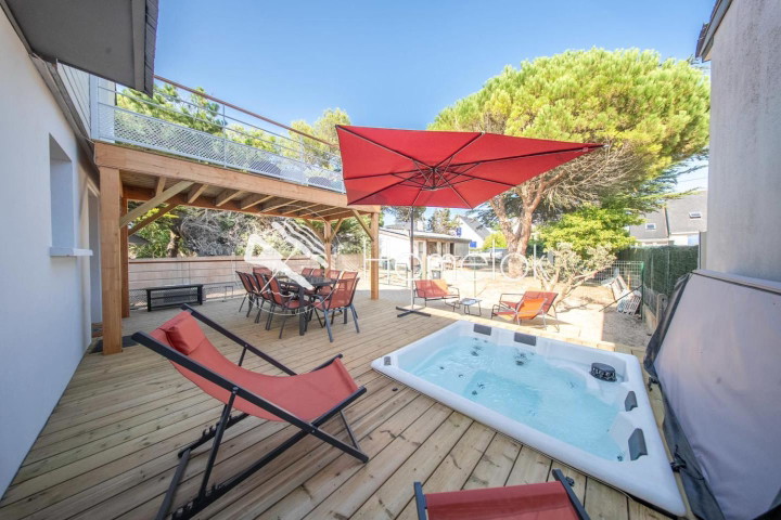 Grande Maison De Famille Avec Jacuzzi - Carnac