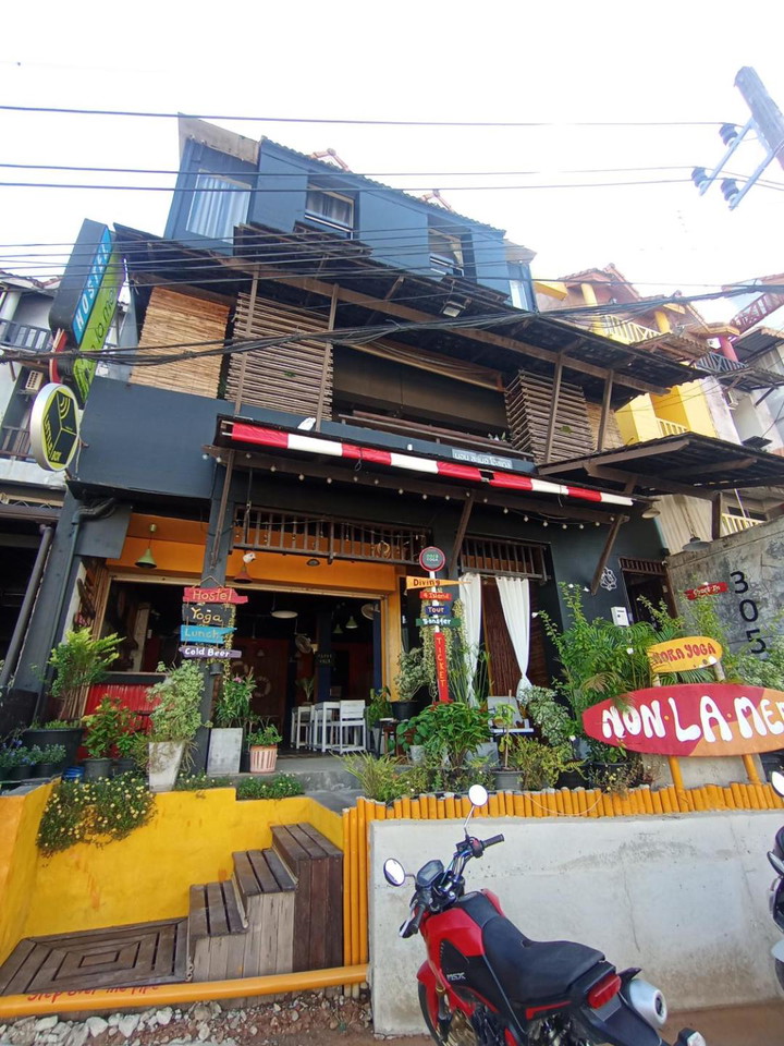 Non La Mer Hostel - Bed & Yoga - Ko Lanta