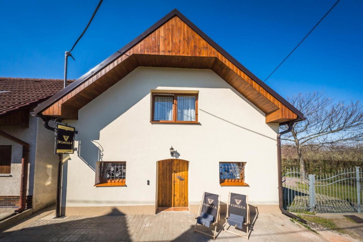 Vinoza - Ubytování A Vinný Sklep Moravský ŽIžkov - Tchéquie