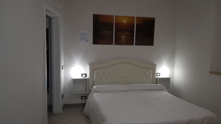 Apartment 8 - Florence