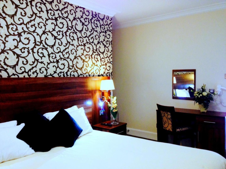 Ely House Hotel - Shropshire