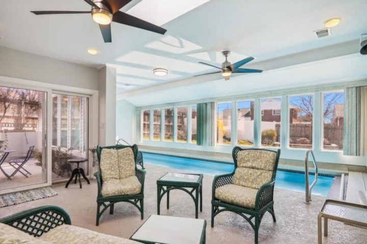 3 Bedroom W Indoor Pool Hotub - Washington, DC