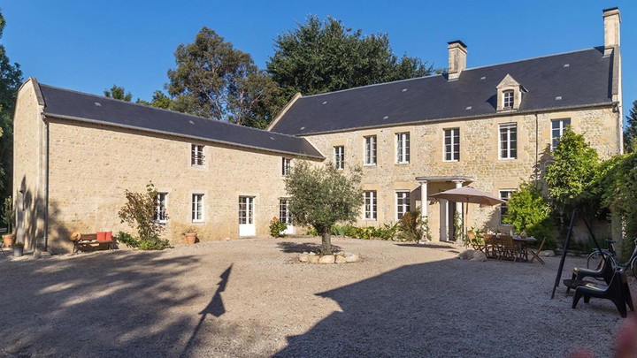 La Cour Souveraine -Chambre D'hôtes, La Sablonneuse - Calvados