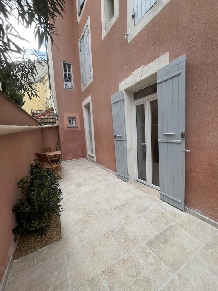 Cocon De Nuit - Appartement Rdc, Avec Terrasse - Orange, France