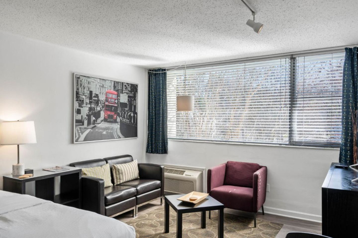 Brookwood Courtyard By Bca Furnished Apartments - Smyrna, GA