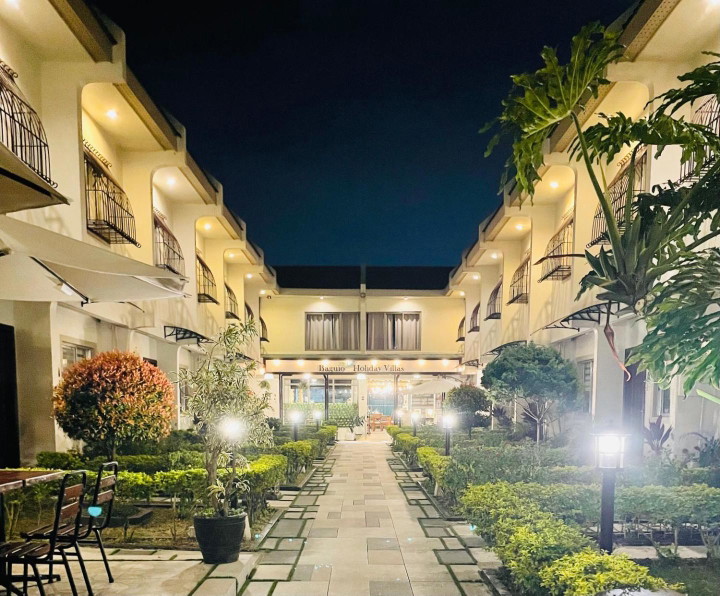 Baguio Holiday Villas - La Union