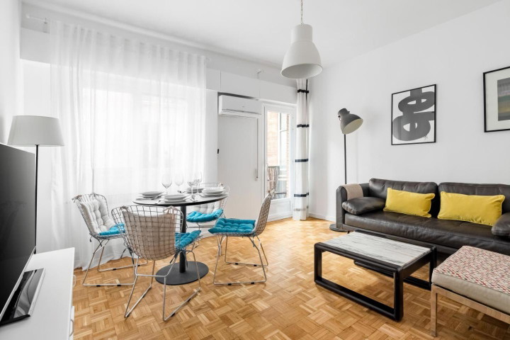La Latina Life - 2 Bedrooms With Balcony - Madrid