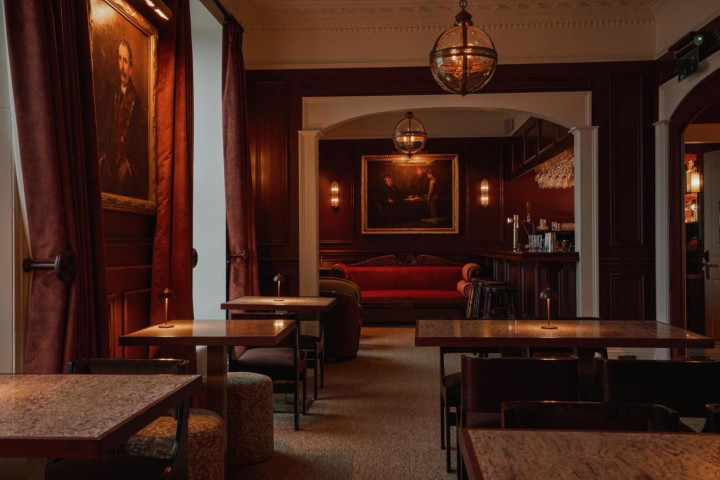 Henry's, 27 The Terrace - Penzance